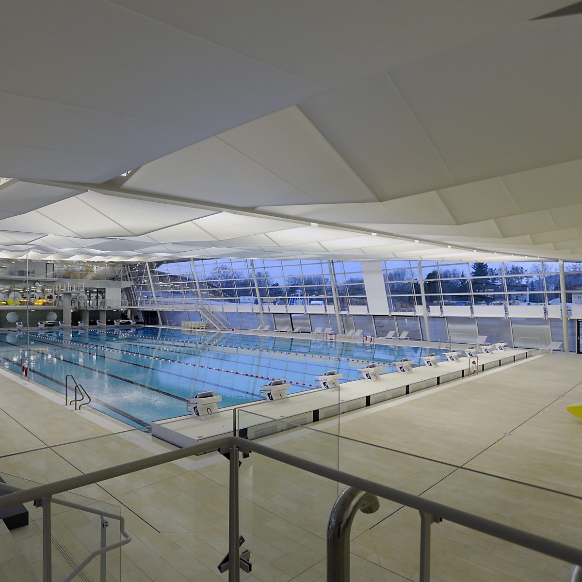 Auster sports swimming pool - Holding Graz