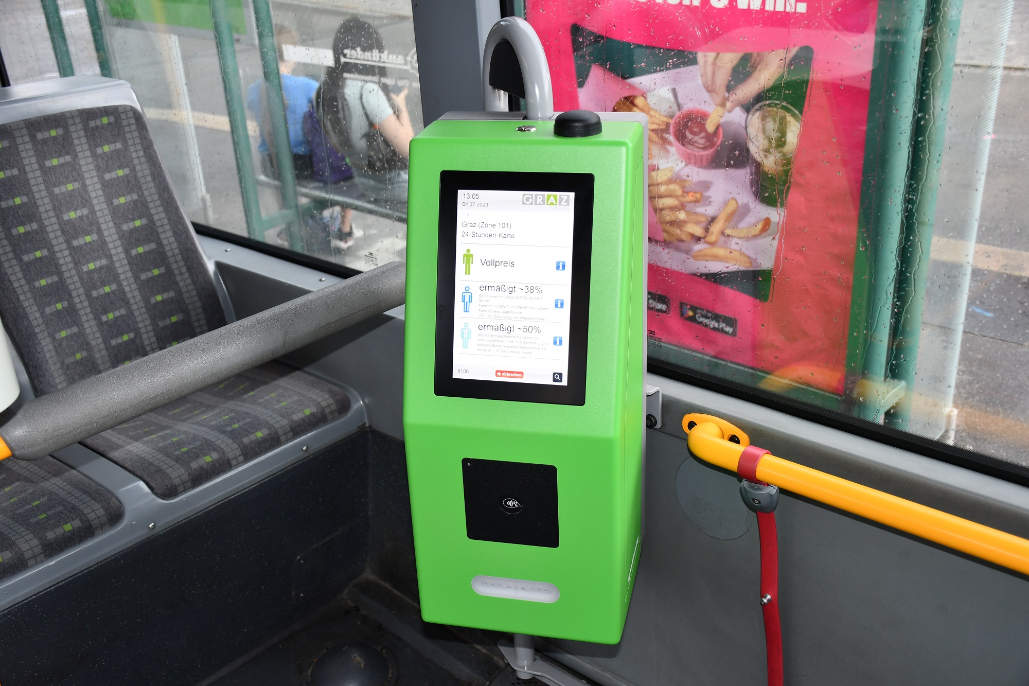 Ab sofort: Fahrscheinautomaten in allen Bussen - Holding Graz