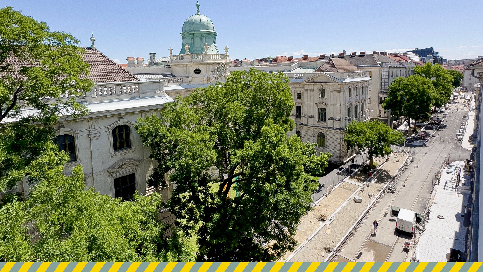 Verkehrsfreigabe der Neutorgasse mit 8. Juli - Holding Graz